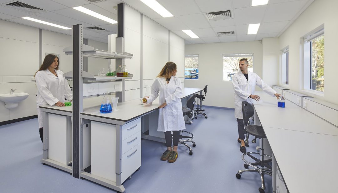 technical wall system - CHC LAB International